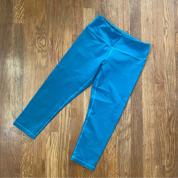 Buffbunny Collection | Pants & Jumpsuits | Buff Bunny Cropped Leggings ...